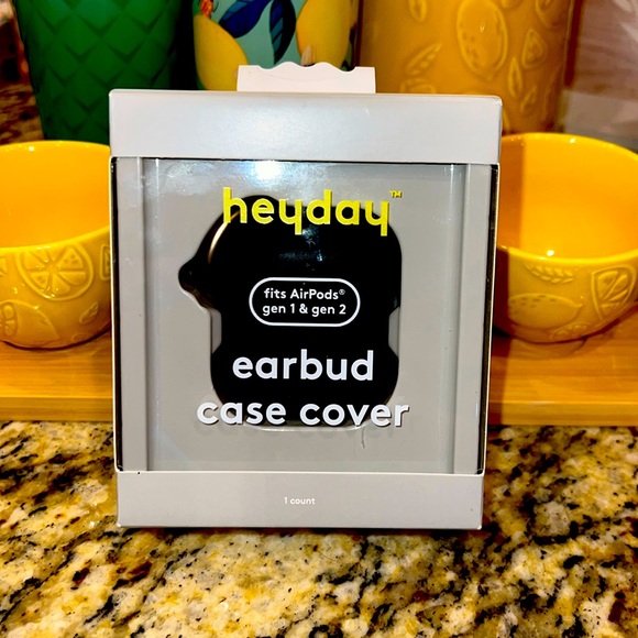 heyday | Cell Phones & Accessories | Heyday Black Earbud Case Cover ...